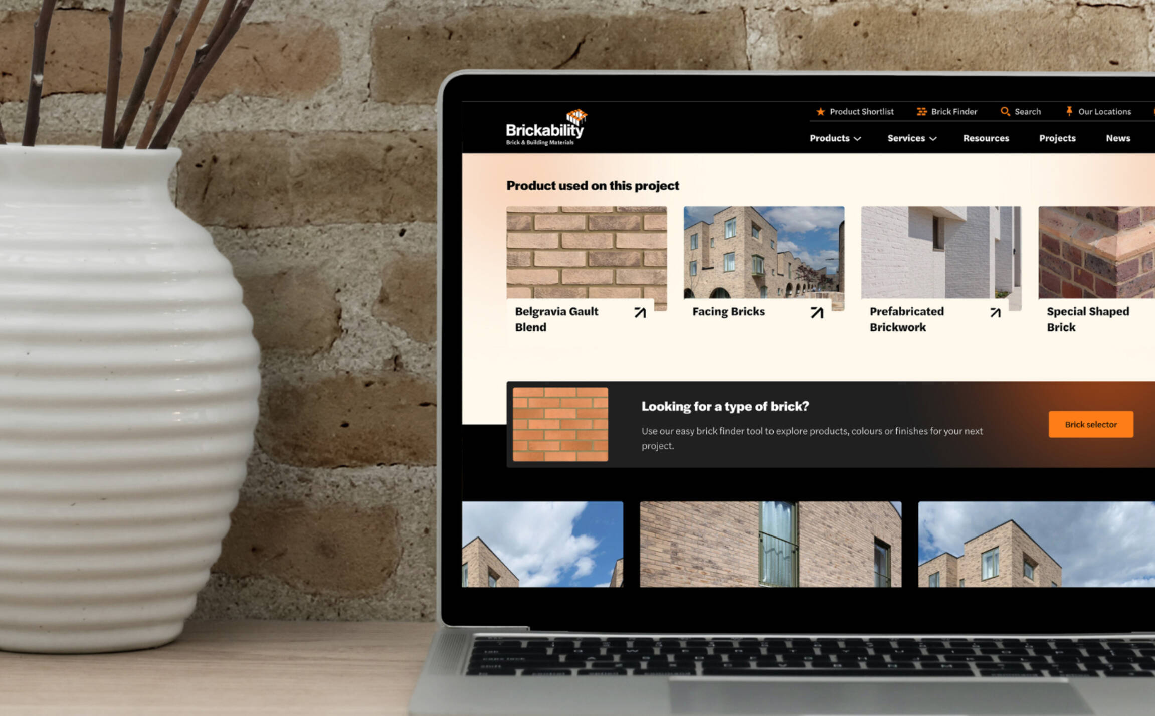 Brickability | Abstrakt